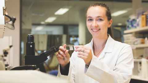 Dr Helen Murray: The best of both worlds - The University of Auckland