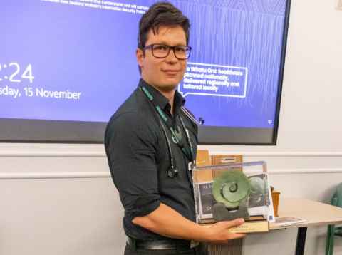 Dr Moxon wins Clinical Equity Teaching Award - The University of Auckland